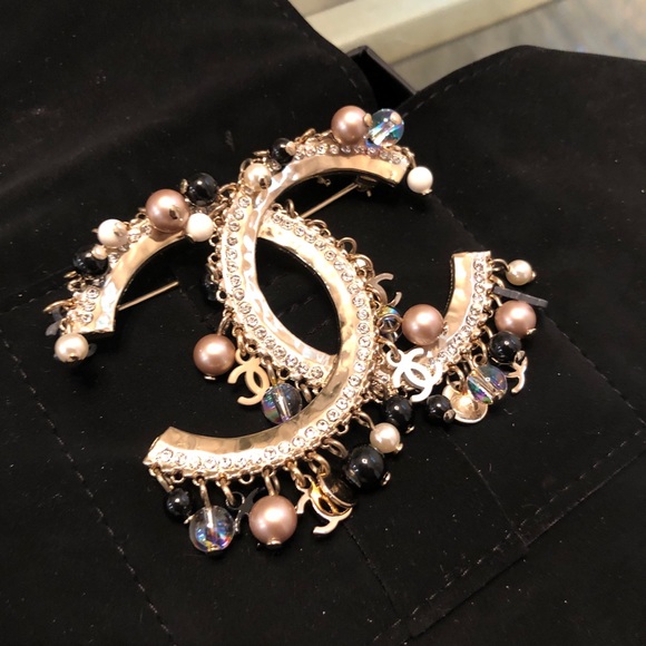 CHANEL | Jewelry | Chanel Brooch Authentic | Poshmark